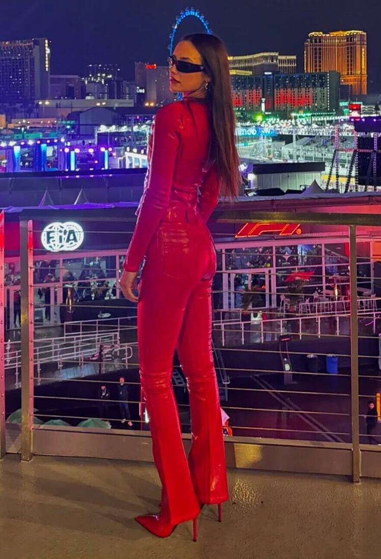 Alix Earle’s Sister Ashtin Smolders in Fiery Red Latex Look at F1 Las ...